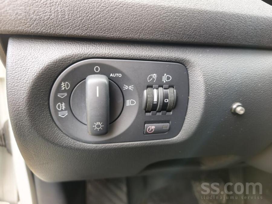 Balts Audi A3 2008 Kuldīga, ar dzinēja tilpumu 2.00 L un nobraukumu 273 tūkst. km par 4790 €, foto 24 vietnē AUTOMOTO.COM.LV