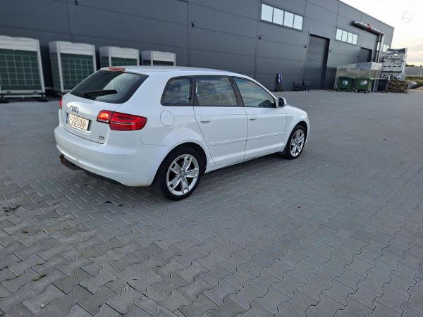 Audi A3 2008 Kauņa vietnē Balts Audi A3 2008 Kauņa, ar dzinēja tilpumu 1.97 L un nobraukumu 280 tūkst. km par 4550 €, foto 10 vietnē AUTOMOTO.COM.LV