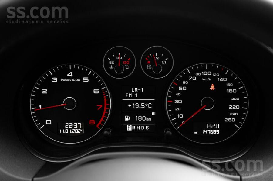 White Audi A3 2008 in Riga, with an engine capacity of 1.60 L and mileage of 150 thousand km for 5990 €, photo 17 on AUTOMOTO.COM.LV