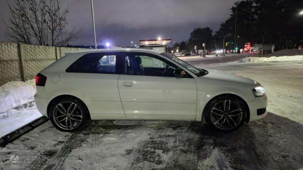 White Audi A3 2009 in Kaunas, with an engine capacity of 1.97 L and mileage of 316 thousand km for 4350 €, photo 4 on AUTOMOTO.COM.LV