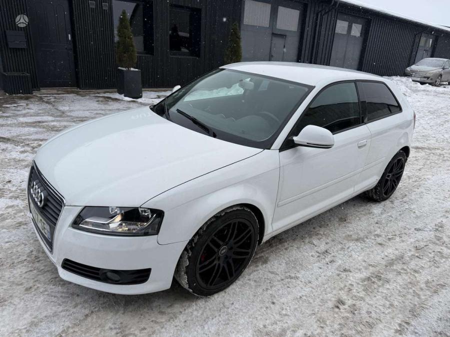 White Audi A3 2009 in Taurage, with an engine capacity of 1.90 L and mileage of 319 thousand km for 2900 €, photo 3 on AUTOMOTO.COM.LV