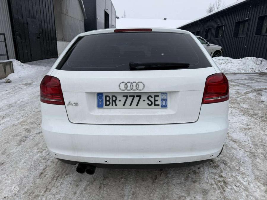 White Audi A3 2009 in Taurage, with an engine capacity of 1.90 L and mileage of 319 thousand km for 2900 €, photo 6 on AUTOMOTO.COM.LV