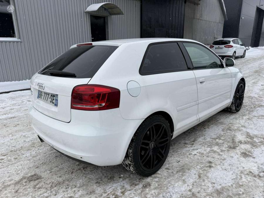 White Audi A3 2009 in Taurage, with an engine capacity of 1.90 L and mileage of 319 thousand km for 2900 €, photo 7 on AUTOMOTO.COM.LV