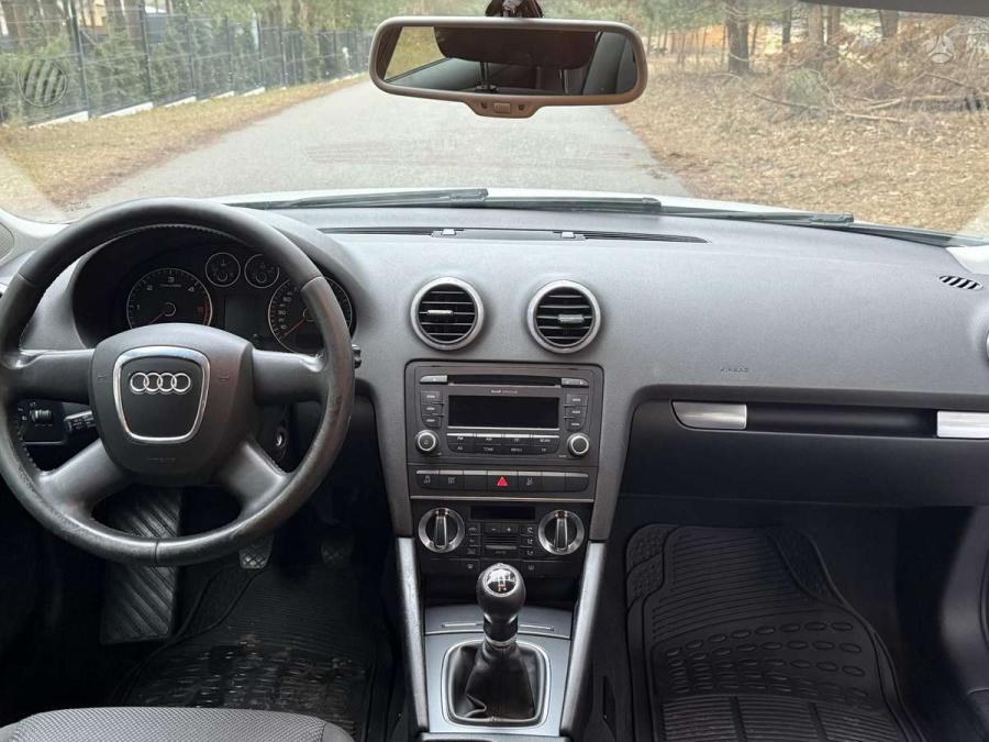 White Audi A3 2009 in Kaunas, with an engine capacity of 1.60 L and mileage of 300 thousand km for 2850 €, photo 10 on AUTOMOTO.COM.LV