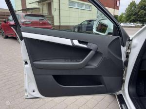Balts Audi A3 2009 Kretinga, ar dzinēja tilpumu 1.98 L un nobraukumu 235 tūkst. km par 6495 €, foto 12 vietnē AUTOMOTO.COM.LV