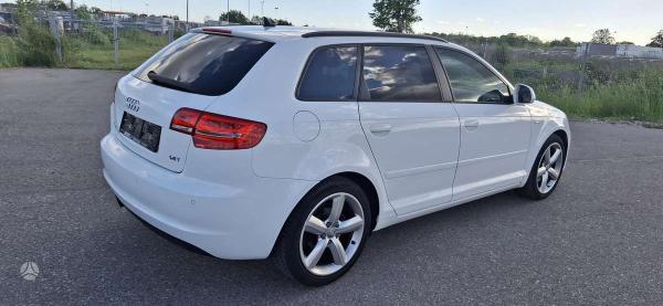 Balts Audi A3 2009 Marijampole, ar dzinēja tilpumu 1.39 L un nobraukumu 252 tūkst. km par 5100 €, foto 3 vietnē AUTOMOTO.COM.LV