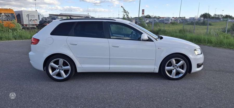 White Audi A3 2009 in Marijampole, with an engine capacity of 1.39 L and mileage of 252 thousand km for 5100 €, photo 7 on AUTOMOTO.COM.LV