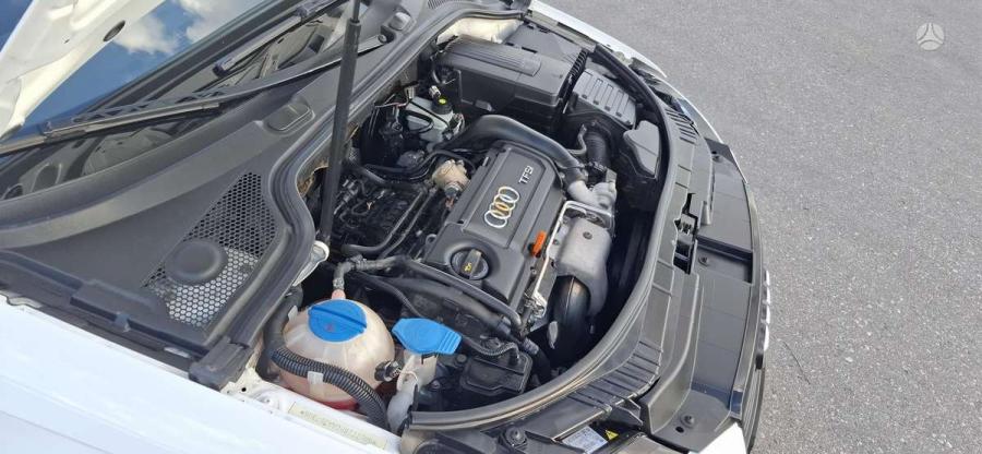 White Audi A3 2009 in Marijampole, with an engine capacity of 1.39 L and mileage of 252 thousand km for 5100 €, photo 11 on AUTOMOTO.COM.LV