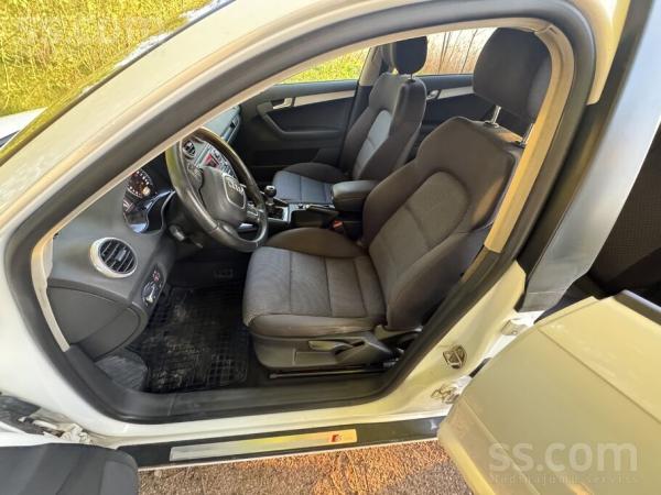 White Audi A3 2009 in Daugavpils, with an engine capacity of 2.00 L and mileage of 425 thousand km for 3550 €, photo 6 on AUTOMOTO.COM.LV