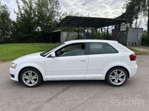 White Audi A3 2009 in Riga, with an engine capacity of 1.60 L and mileage of 355 thousand km for 2750 €, photo 5 on AUTOMOTO.COM.LV