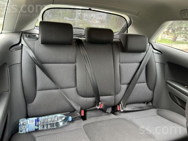 Balts Audi A3 2009 Rīga, ar dzinēja tilpumu 1.60 L un nobraukumu 355 tūkst. km par 2750 €, foto 9 vietnē AUTOMOTO.COM.LV