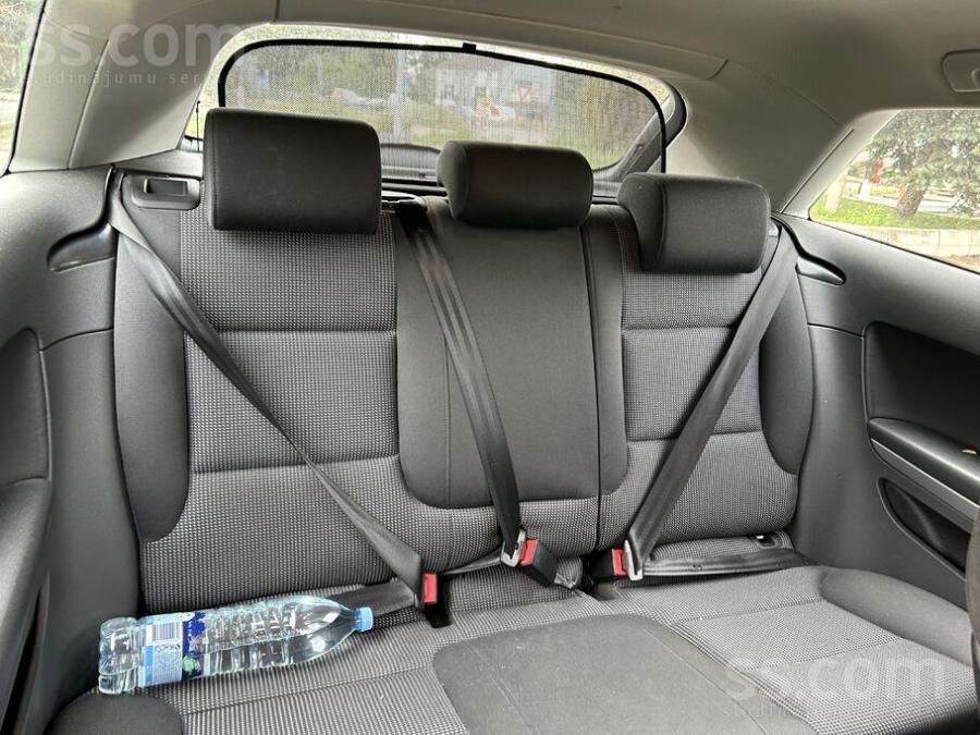 White Audi A3 2009 in Riga, with an engine capacity of 1.60 L and mileage of 355 thousand km for 2750 €, photo 10 on AUTOMOTO.COM.LV