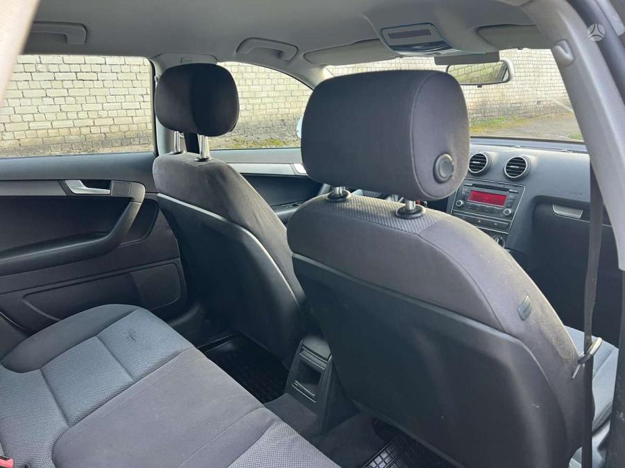 White Audi A3 2009 in Vilnius, with an engine capacity of 1.90 L and mileage of 259 thousand km for 2850 €, photo 7 on AUTOMOTO.COM.LV