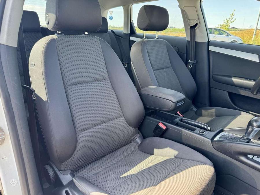 Balts Audi A3 2009 Panevēža, ar dzinēja tilpumu 1.90 L un nobraukumu 452 tūkst. km par 3999 €, foto 24 vietnē AUTOMOTO.COM.LV