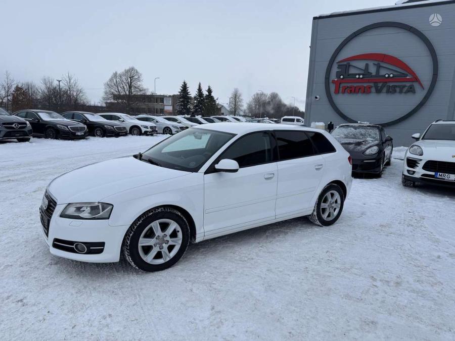 White Audi A3 2010 in Telschi, with an engine capacity of 1.20 L and mileage of 200 thousand km for 4999 €, photo 3 on AUTOMOTO.COM.LV