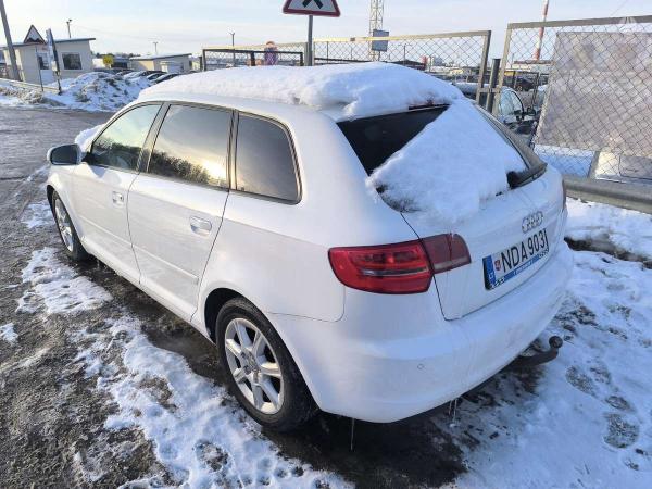 Balts Audi A3 2010 Viļņa, ar dzinēja tilpumu 2.00 L un nobraukumu 305 tūkst. km par 1500 €, foto 2 vietnē AUTOMOTO.COM.LV