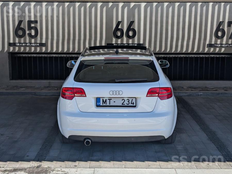 White Audi A3 2010 in Riga, with an engine capacity of 1.60 L and mileage of 275 thousand km for 7300 €, photo 7 on AUTOMOTO.COM.LV