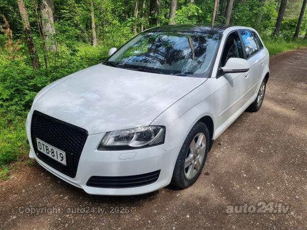 Белый Ауди А3 2010 в Пылва, объемом двигателя 1.60 л и пробегом 289 тыс. км за 4800 €, фото 10 на AUTOMOTO.COM.LV