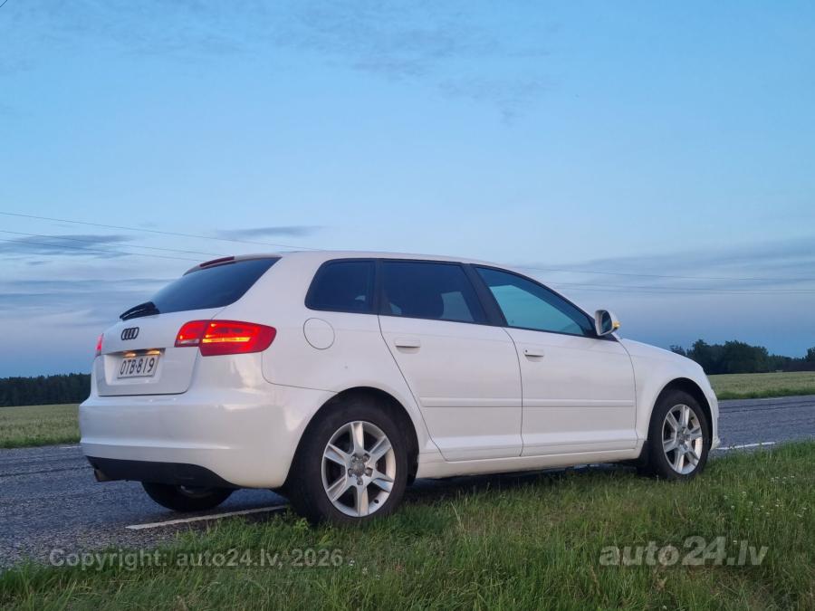 Balts Audi A3 2010 Pelva, ar dzinēja tilpumu 1.60 L un nobraukumu 289 tūkst. km par 4800 €, foto 12 vietnē AUTOMOTO.COM.LV