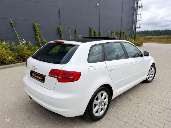 Balts Audi A3 2010 Viļņa, ar dzinēja tilpumu 1.39 L un nobraukumu 219 tūkst. km par 5450 €, foto 2 vietnē AUTOMOTO.COM.LV
