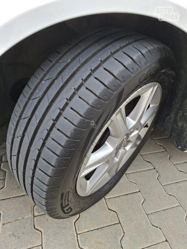 Balts Audi A3 2010 Viļņa, ar dzinēja tilpumu 1.40 L un nobraukumu 219 tūkst. km par 5450 €, foto 7 vietnē AUTOMOTO.COM.LV