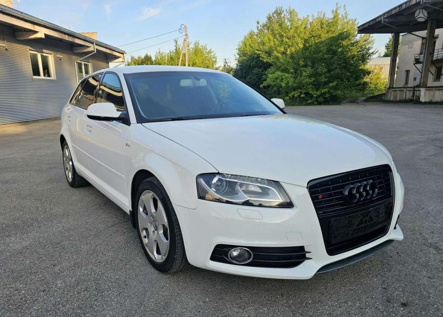 White Audi A3 2010 in Kelme, with an engine capacity of 1.60 L and mileage of 231 thousand km for 5500 €, photo 3 on AUTOMOTO.COM.LV