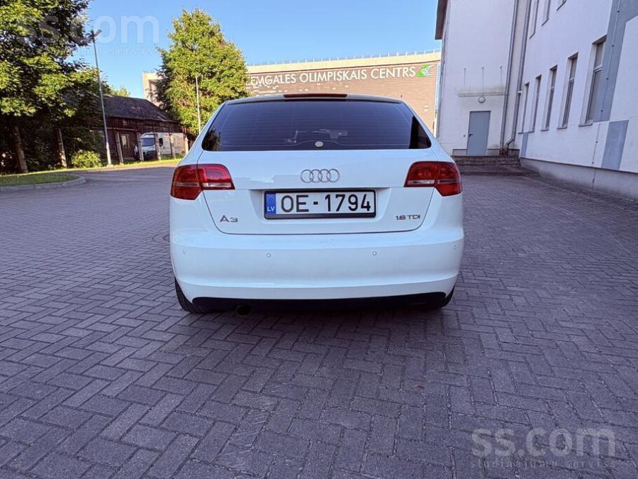 White Audi A3 2010 in Jelgava, with an engine capacity of 1.60 L and mileage of 263 thousand km for 6250 €, photo 5 on AUTOMOTO.COM.LV
