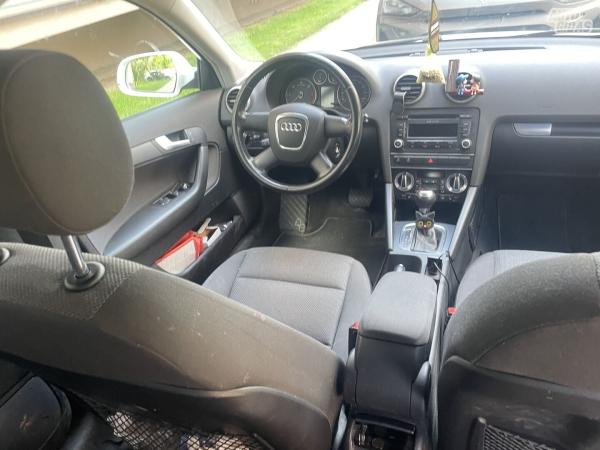 White Audi A3 2010 in Vilnius, with an engine capacity of 1.60 L and mileage of 368 thousand km for 4200 €, photo 4 on AUTOMOTO.COM.LV