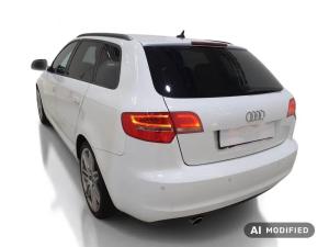 Balts Audi A3 2010 Mārupe, ar dzinēja tilpumu 2.00 L un nobraukumu 243 tūkst. km par 6750 €, foto 5 vietnē AUTOMOTO.COM.LV