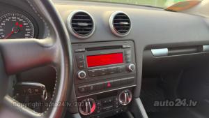Белый Ауди А3 2010 в Таллин, объемом двигателя 1.60 л и пробегом 292 тыс. км за 4990 €, фото 10 на AUTOMOTO.COM.LV