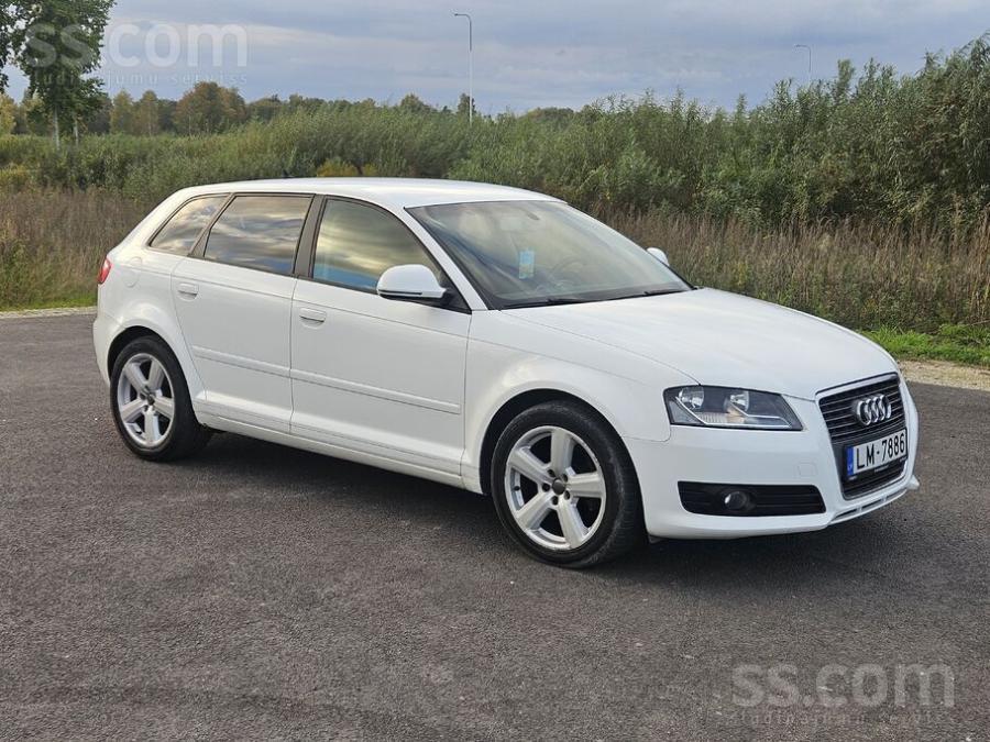 White Audi A3 2010 in Jelgava, with an engine capacity of 1.60 L and mileage of 312 thousand km for 4500 €, photo 7 on AUTOMOTO.COM.LV