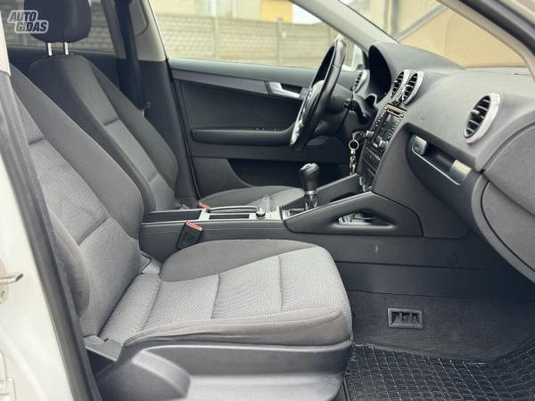 Balts Audi A3 2010 Kauņa, ar dzinēja tilpumu 1.60 L un nobraukumu 277 tūkst. km par 6150 €, foto 11 vietnē AUTOMOTO.COM.LV
