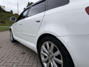 White Audi A3 2010 in Vilnius, with an engine capacity of 1.90 L and mileage of 280 thousand km for 4000 €, photo 12 on AUTOMOTO.COM.LV