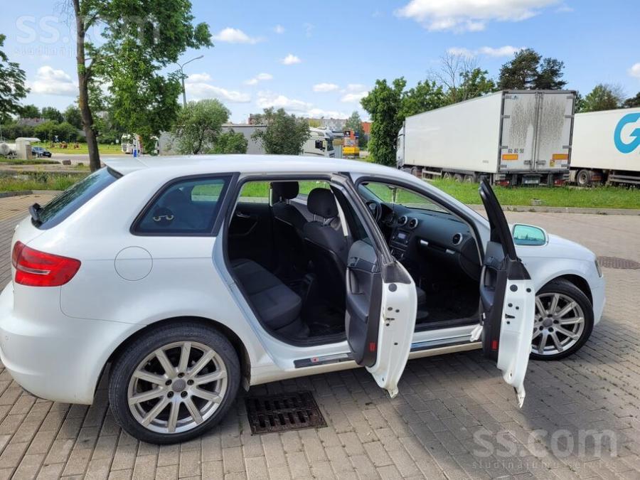White Audi A3 2011 in Rezekne, with an engine capacity of 1.60 L and mileage of 279 thousand km for 5500 €, photo 6 on AUTOMOTO.COM.LV