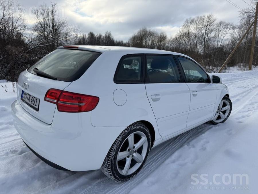 Balts Audi A3 2011 Ludza, ar dzinēja tilpumu 2.00 L un nobraukumu 0 tūkst. km par 5500 €, foto 8 vietnē AUTOMOTO.COM.LV