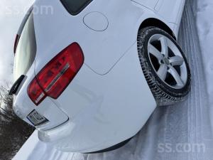 Balts Audi A3 2011 Ludza, ar dzinēja tilpumu 2.00 L un nobraukumu 0 tūkst. km par 5500 €, foto 12 vietnē AUTOMOTO.COM.LV