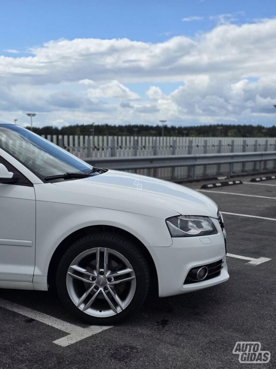 White Audi A3 2011 in Vilnius, with an engine capacity of 1.40 L and mileage of 196 thousand km for 3300 €, photo 5 on AUTOMOTO.COM.LV