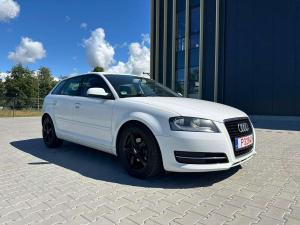 White Audi A3 2011 in Klaipeda, with an engine capacity of 1.60 L and mileage of 300 thousand km for 5300 €, photo 4 on AUTOMOTO.COM.LV