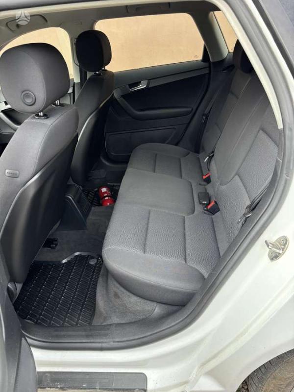 Balts Audi A3 2011 Kaišiadorys, ar dzinēja tilpumu 1.90 L un nobraukumu 311 tūkst. km par 3600 €, foto 8 vietnē AUTOMOTO.COM.LV