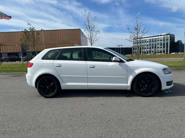White Audi A3 2011 in Klaipeda, with an engine capacity of 1.60 L and mileage of 300 thousand km for 4990 €, photo 5 on AUTOMOTO.COM.LV