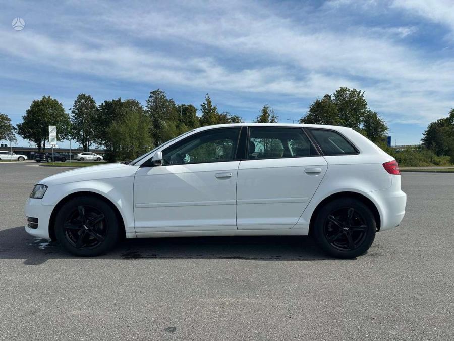 Balts Audi A3 2011 Klaipėda, ar dzinēja tilpumu 1.60 L un nobraukumu 300 tūkst. km par 4990 €, foto 11 vietnē AUTOMOTO.COM.LV