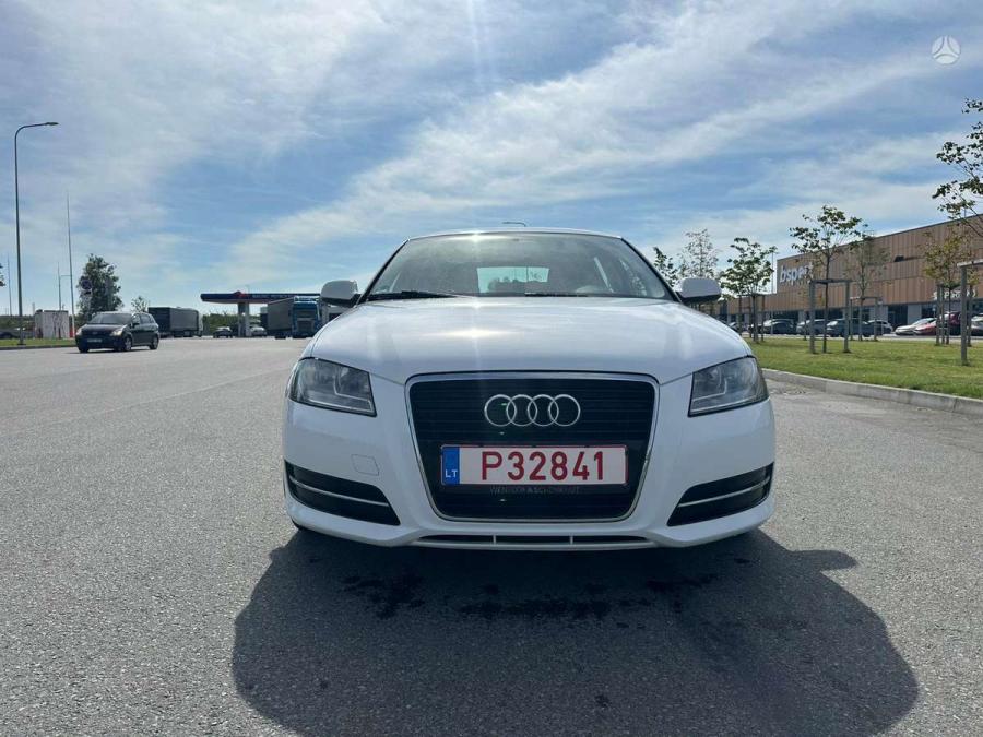 Balts Audi A3 2011 Klaipėda, ar dzinēja tilpumu 1.60 L un nobraukumu 300 tūkst. km par 4990 €, foto 12 vietnē AUTOMOTO.COM.LV