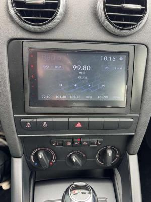 White Audi A3 2011 in Kursenai, with an engine capacity of 1.60 L and mileage of 299 thousand km for 4999 €, photo 8 on AUTOMOTO.COM.LV