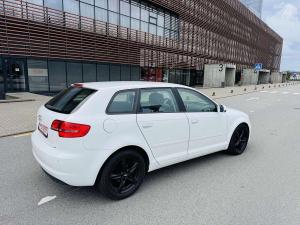 White Audi A3 2011 in Kursenai, with an engine capacity of 1.60 L and mileage of 299 thousand km for 4999 €, photo 12 on AUTOMOTO.COM.LV