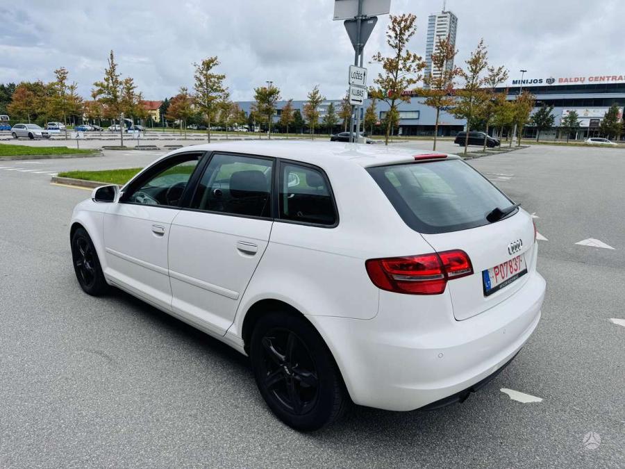 White Audi A3 2011 in Kursenai, with an engine capacity of 1.60 L and mileage of 299 thousand km for 4999 €, photo 13 on AUTOMOTO.COM.LV
