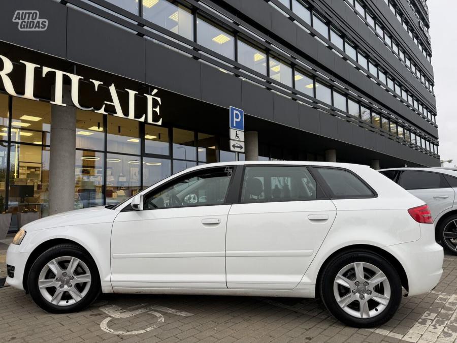 Balts Audi A3 2011 Kauņa, ar dzinēja tilpumu 2.00 L un nobraukumu 350 tūkst. km par 3890 €, foto 6 vietnē AUTOMOTO.COM.LV