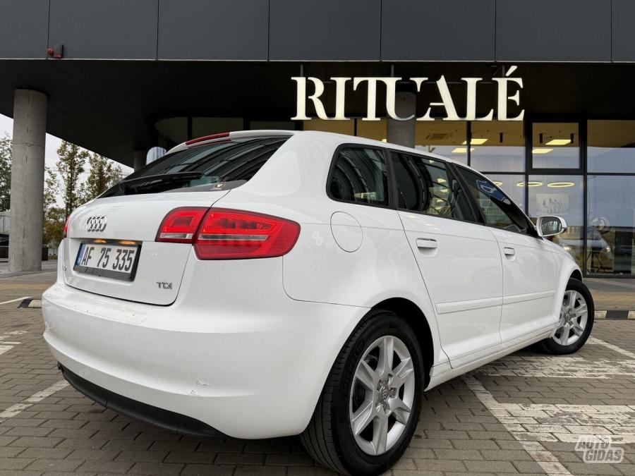 Balts Audi A3 2011 Kauņa, ar dzinēja tilpumu 2.00 L un nobraukumu 350 tūkst. km par 3890 €, foto 12 vietnē AUTOMOTO.COM.LV