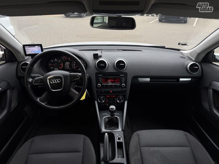 Balts Audi A3 2011 Kauņa, ar dzinēja tilpumu 2.00 L un nobraukumu 350 tūkst. km par 3890 €, foto 17 vietnē AUTOMOTO.COM.LV