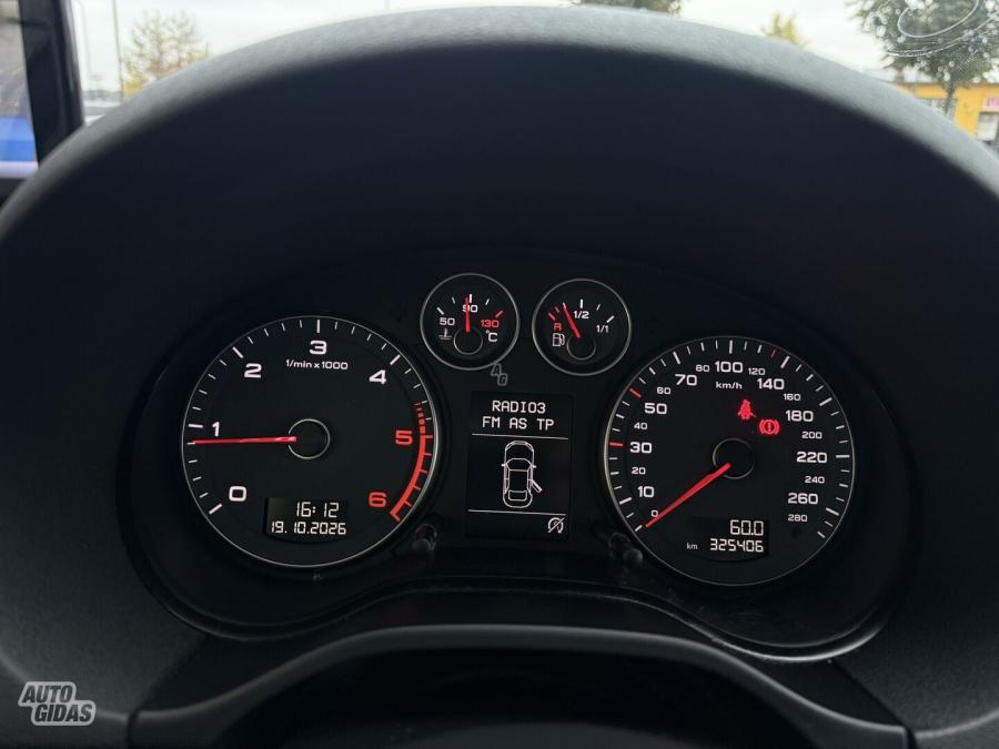 Balts Audi A3 2011 Kauņa, ar dzinēja tilpumu 2.00 L un nobraukumu 350 tūkst. km par 3890 €, foto 31 vietnē AUTOMOTO.COM.LV