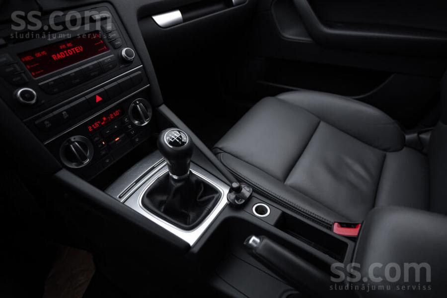 Balts Audi A3 2012 Jelgava, ar dzinēja tilpumu 2.00 L un nobraukumu 240 tūkst. km par 5999 €, foto 17 vietnē AUTOMOTO.COM.LV